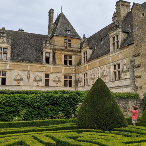 Bienvenue au château de Montal